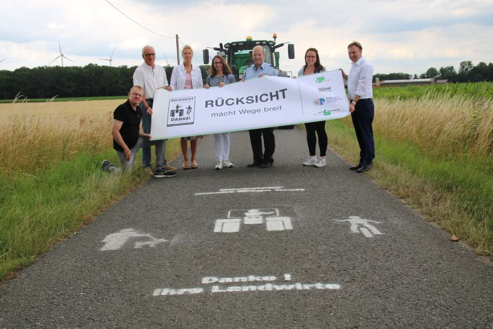 WLV und RLV und Straßenverkehrswacht Rücksicht macht Wege breit – Jetzt ...